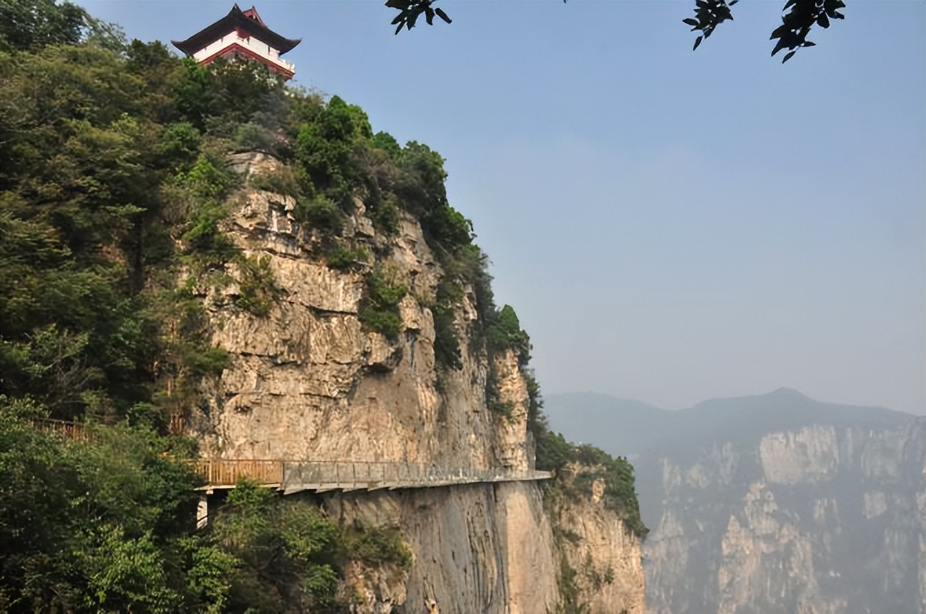 Zhuyu Peak of Yuntai Mountain - iNEWS