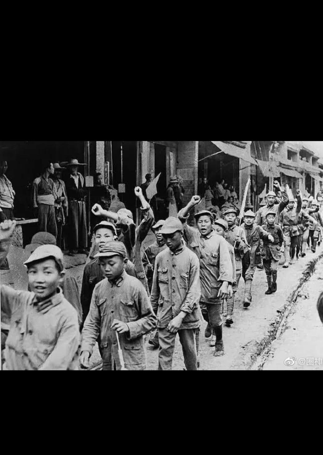 Japanese child soldiers during World War II - iNEWS
