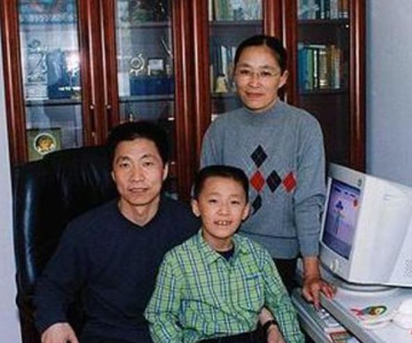 Encountered a near-death "26 seconds" when taking off, Yang Liwei: I ...