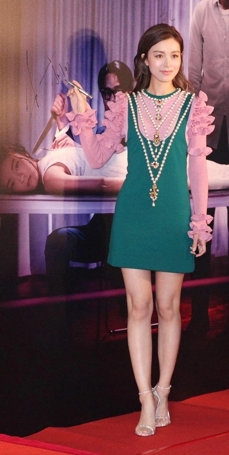 Hong Kong supermodel Man Wing Shan - iNEWS