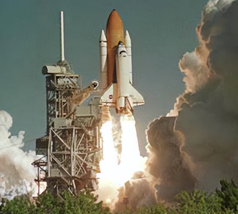 Waterloo in American space exploration: The failure of the Columbia space shuttle, a painful ...
