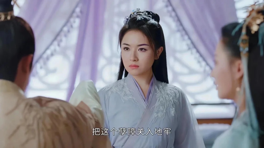 "Starfall Congealed into Sugar" Hu Ran appeared in the circle with good ...