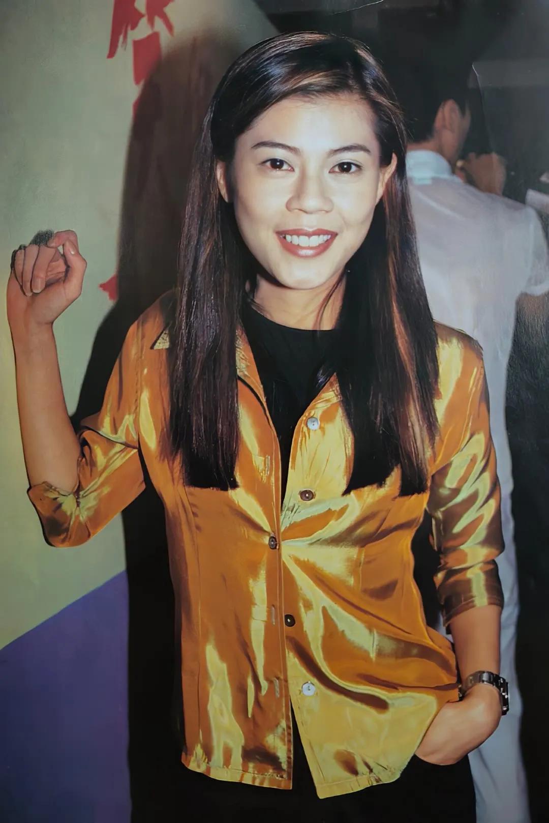 Hong Kong actor Leung Pei-ling nostalgic photos 1 - iNEWS