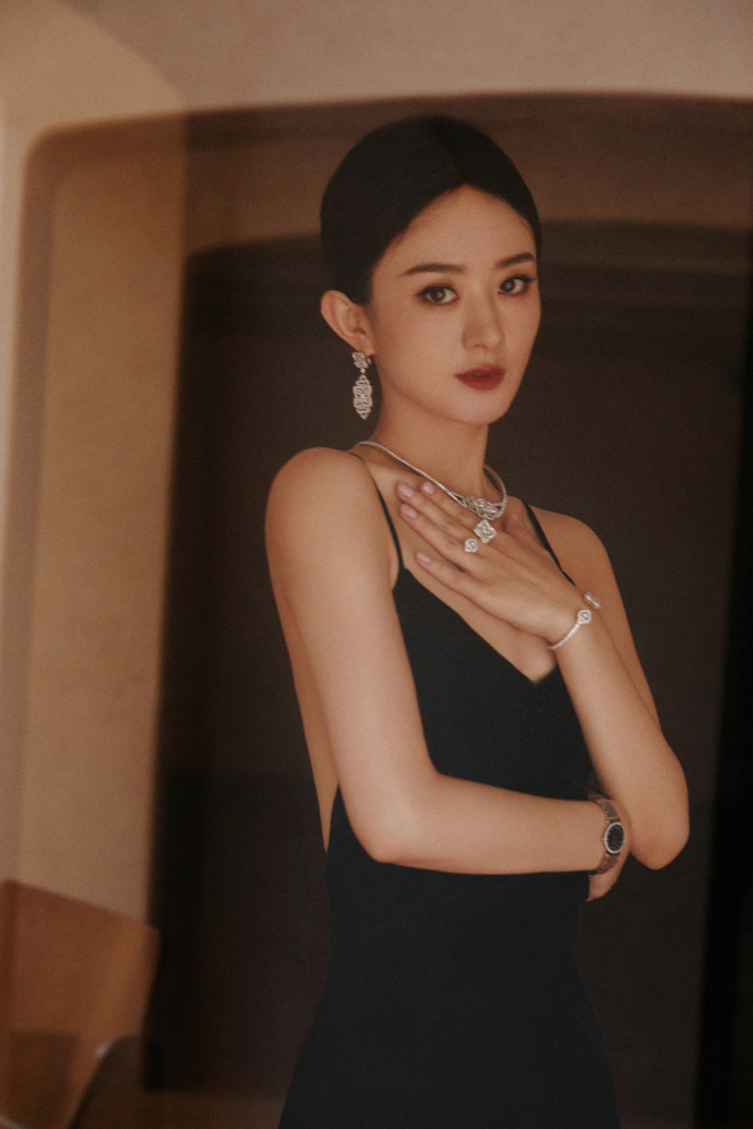 Zhao Liying and Magnolia ran with her three times, and she responded ...