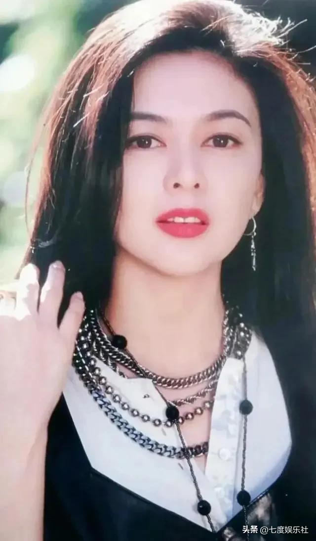 Rosamund Kwan's "golf" incident, Liu Luanxiong finally revealed the truth after 30 years! - iNEWS