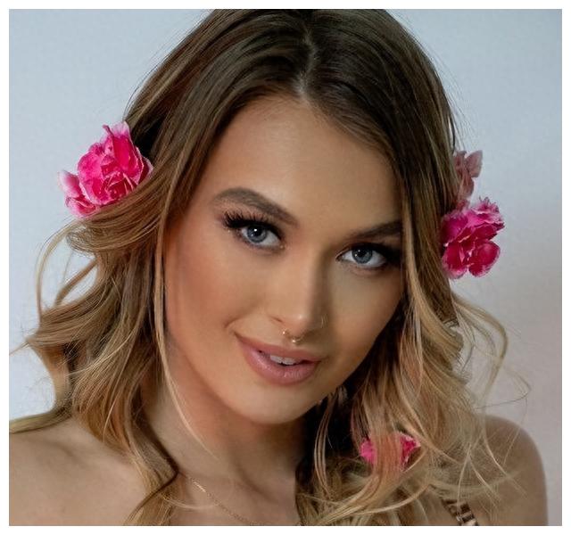 Actress Natalia Starr Has A Strong Love For Music And Acting Imedia