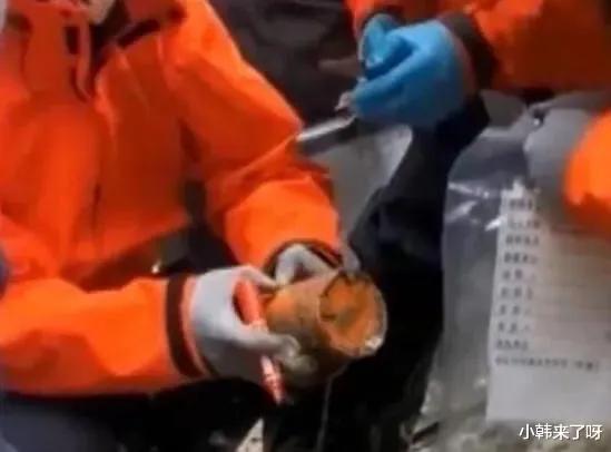 Severely damaged!China Eastern Airlines MU5735 black box, 3 layers of ...