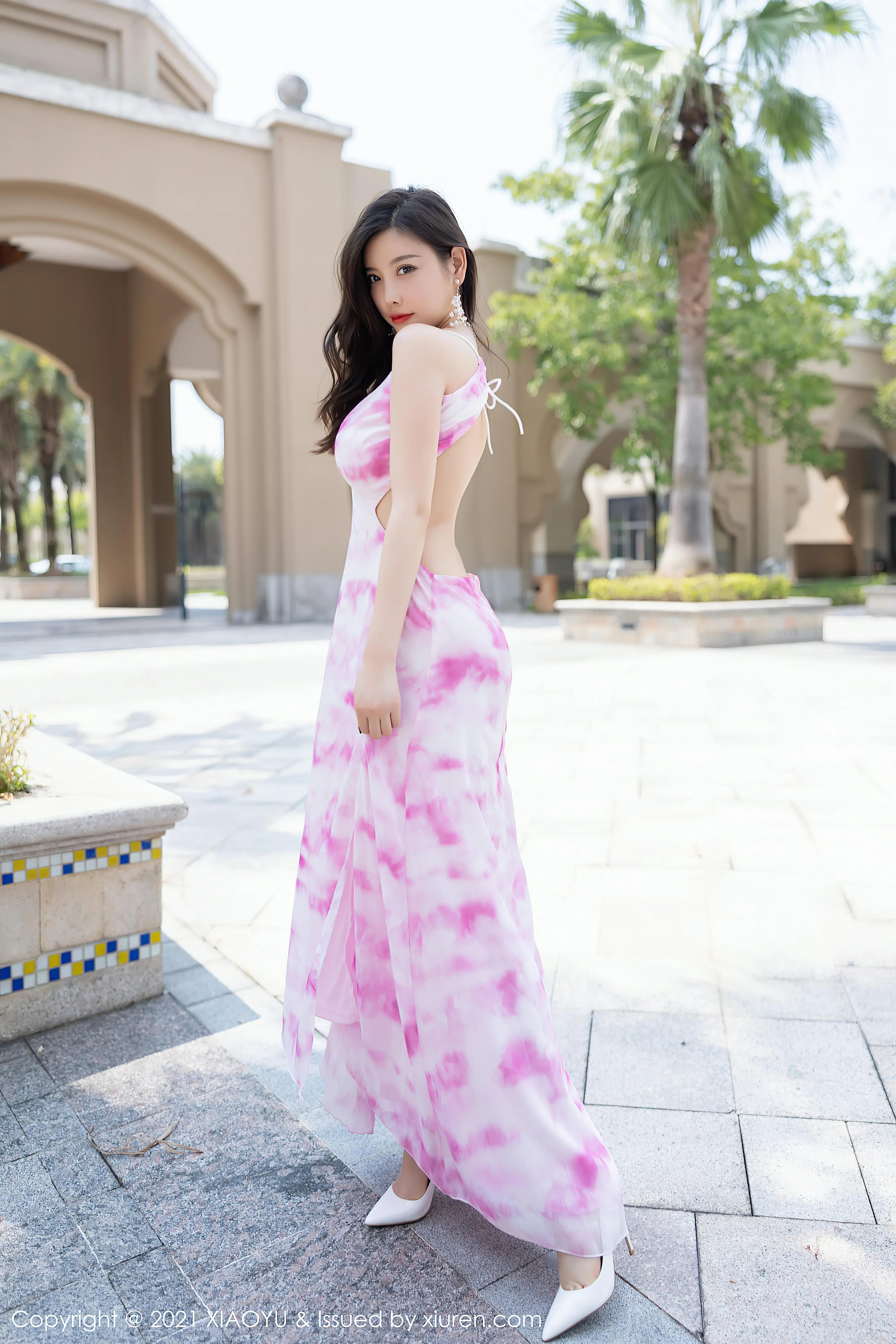 Popular model Yang Chenchen, the latest travel photo shoot, full super ...