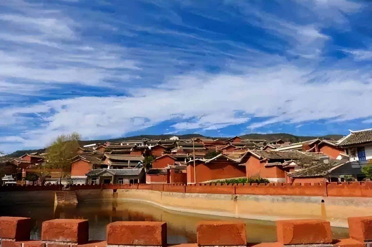 Yisha Village, the amazing time in the red fairyland, the first Yi ...