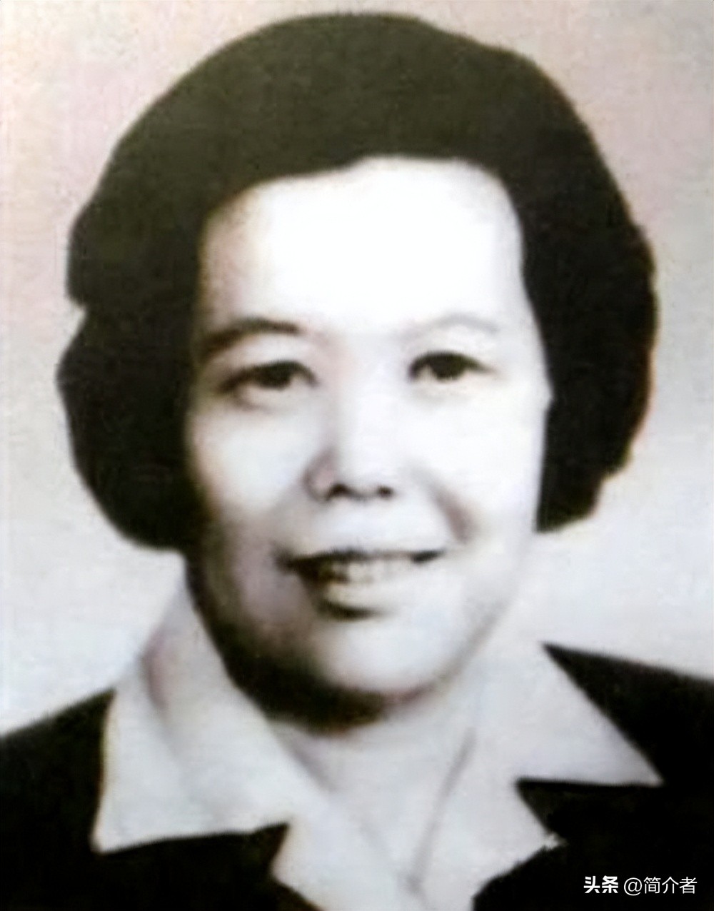 A modern figure in Hunan Province, Zhang Ziyi, an untitled general who ...