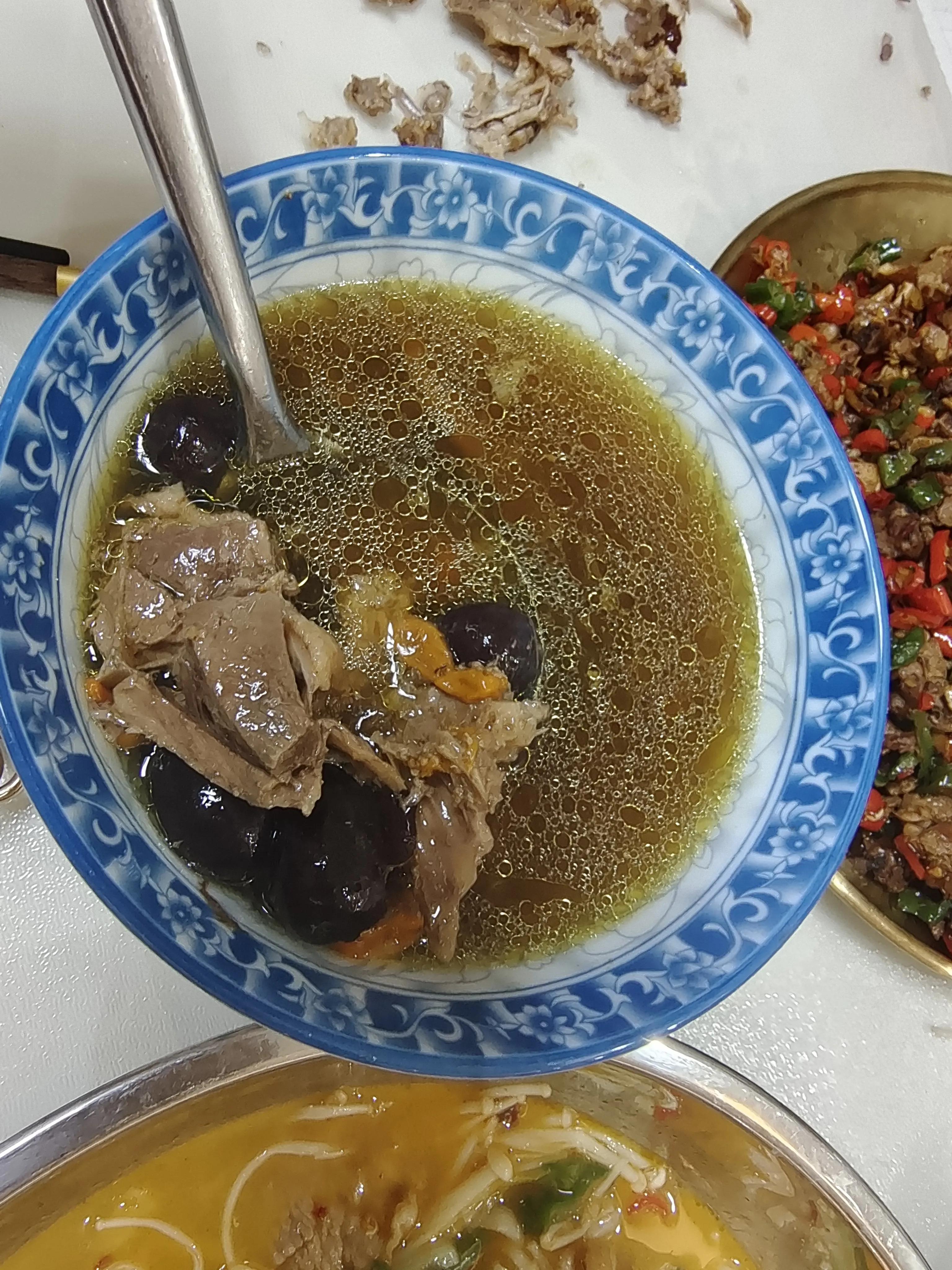 five and a half clock old pigeon soup - iNEWS