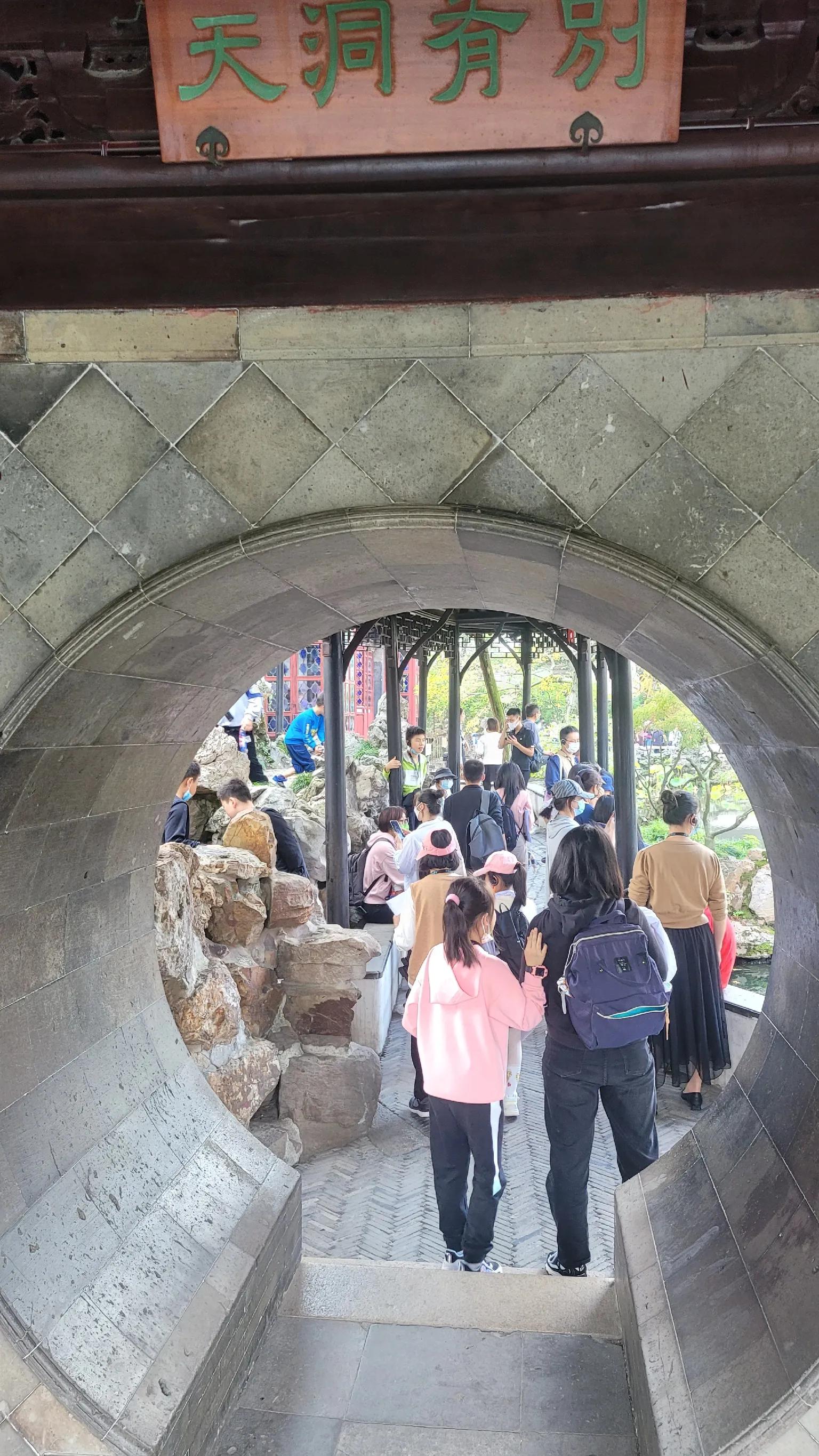 Famous people, famous prostitutes, and famous generals - the romantic ...