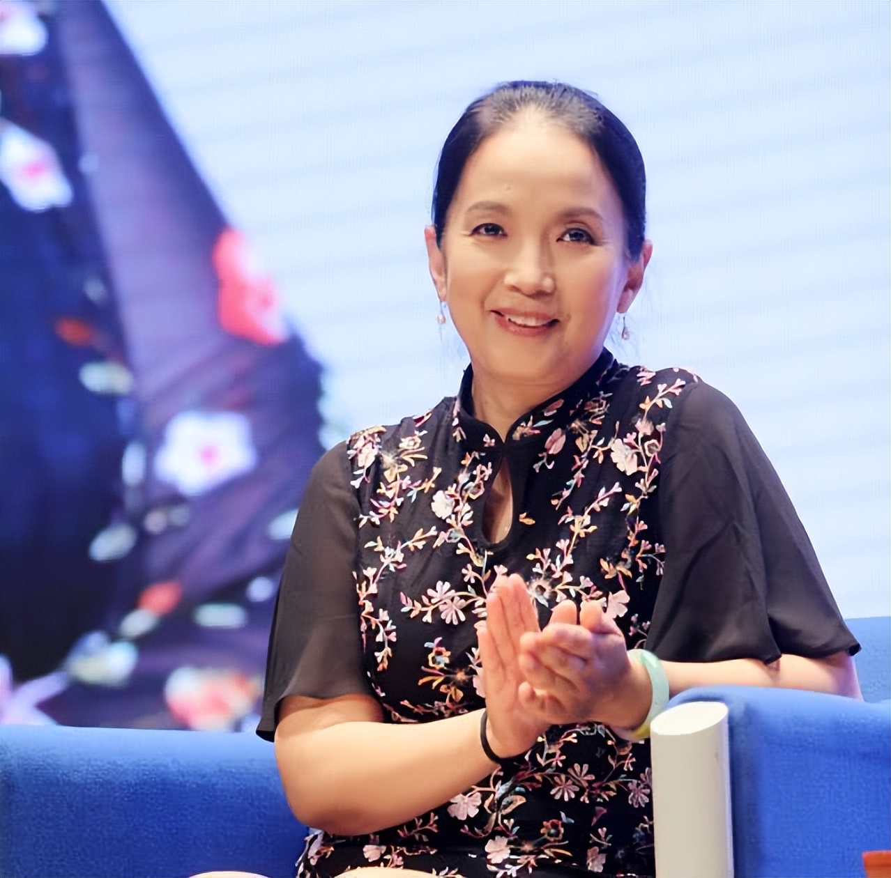 Zhang Fengyi, who was 12 years older than her second marriage, had no ...