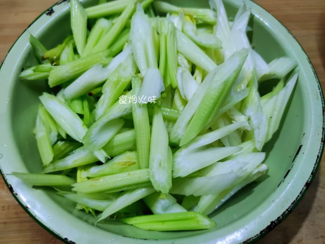 In autumn, this dish is inconspicuous, and the whole body is a treasure ...