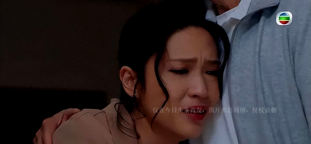 The 37-year-old veteran actress signed a contract with TVB to be her biological daughter and ...