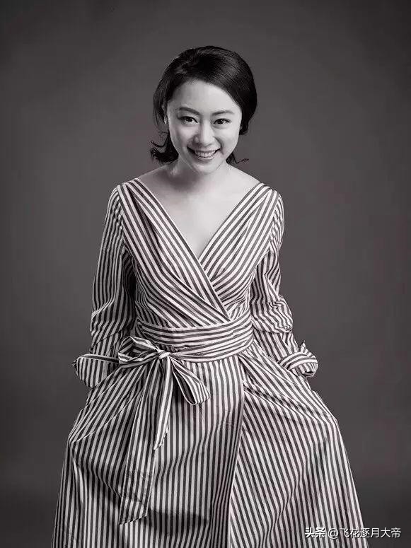 This woman is not simple: the host of Phoenix Satellite TV, often talks to politicians ...