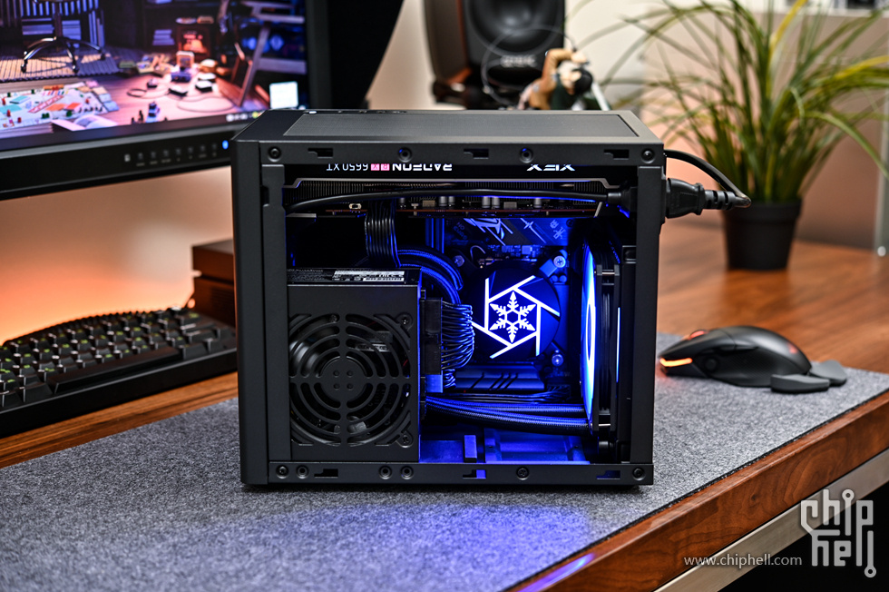 Small size, many ways to play - ROG B660I + SilverStone SG16 ...