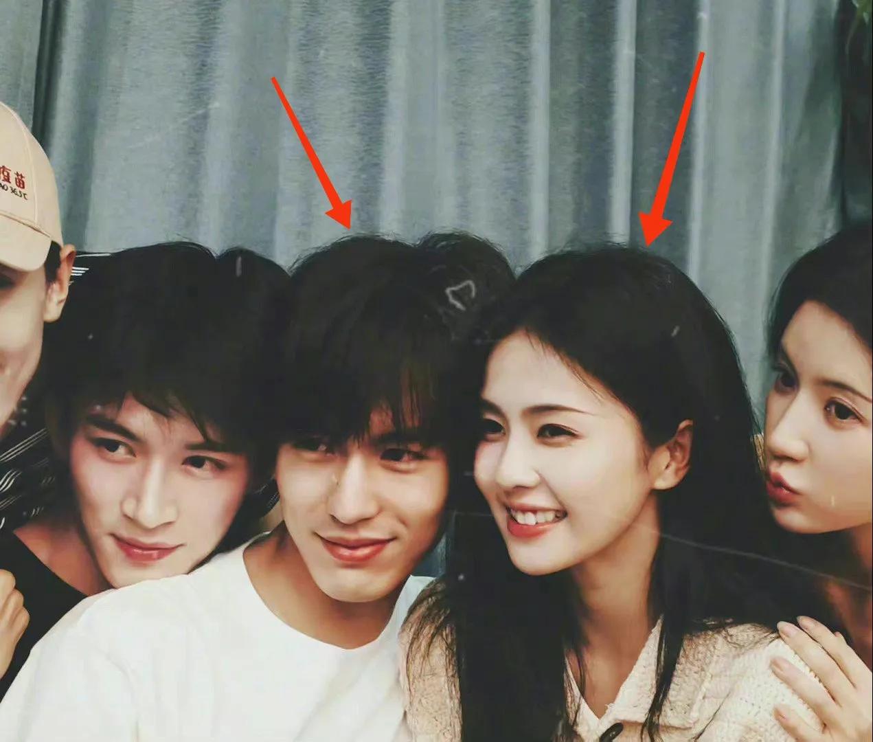 Bailu Zhang Linghe's love affair was exposed, Bailu stayed at the man's house overnight, and was ...