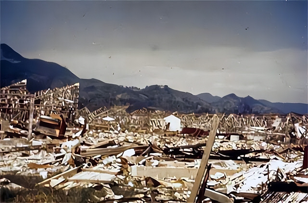 Cruel than the atomic bomb!Li Mei let 500,000 Japanese die in the fire ...