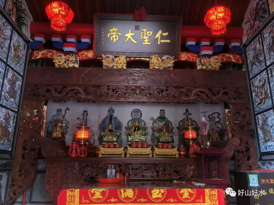 Inscription on the construction of Dahuishan "Rensheng Great Emperor ...