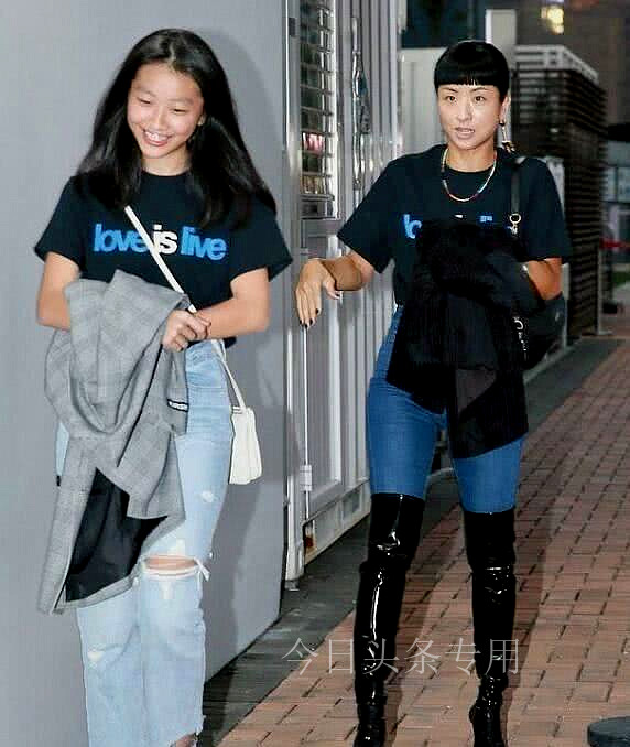 Remember Eason Chan's daughter, Chen Kangdi, who looks like this now ...