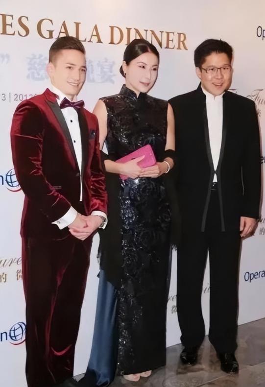 "Hundred Billion Daughter-in-Law" Guo Jingjing, stunning in the style ...