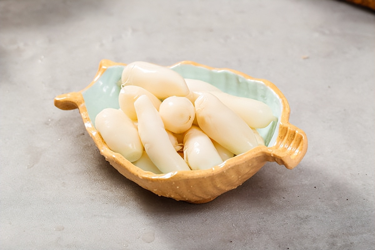 Captivate your stomach with a dish of kimchi fish - iNEWS