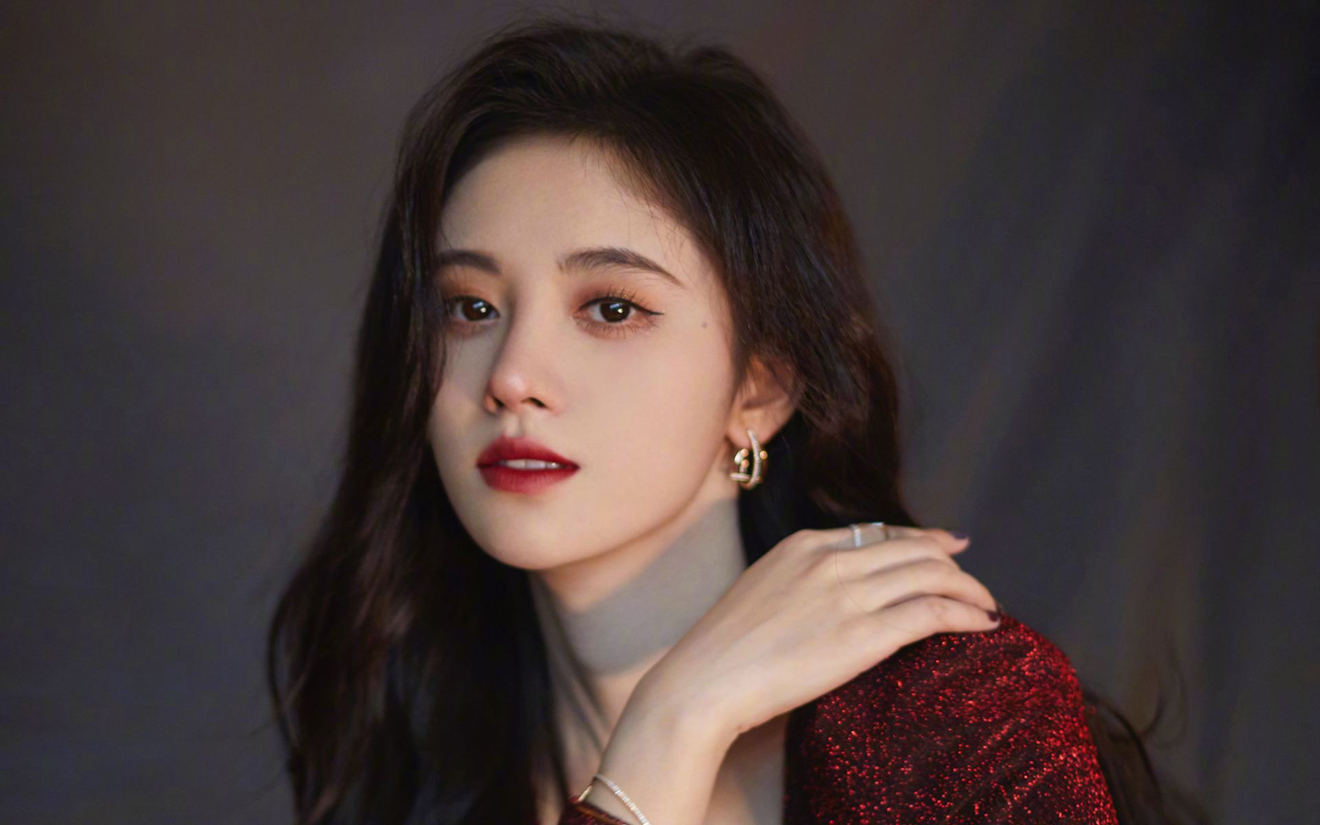 Entertainment Comments: Yang Mi, Zhou Shen, Yi Yang Qianxi, Wu Xin, Ju Jingyi, Wu Lei - iNEWS