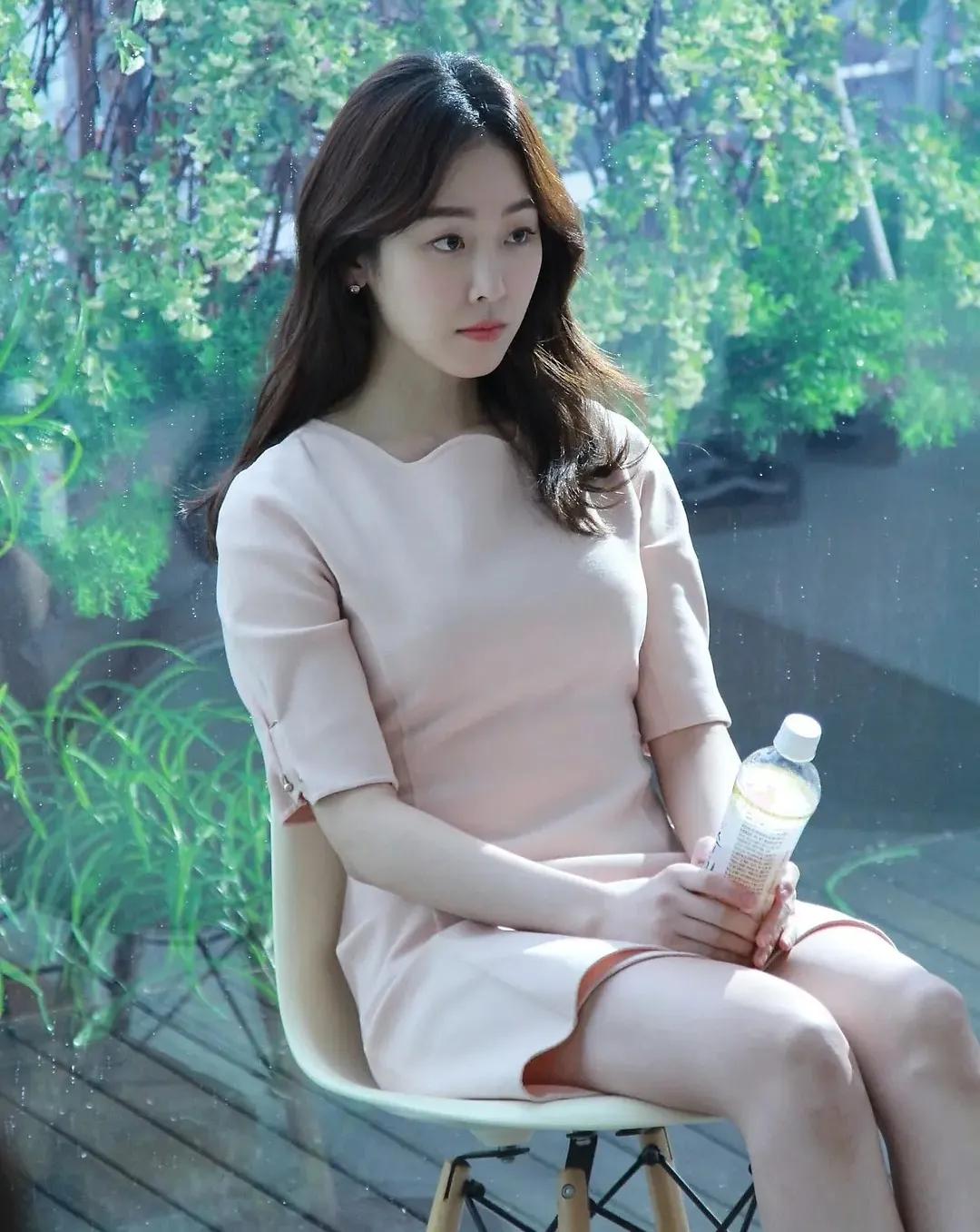 Korean actress Seo Hyun Jin - iMedia