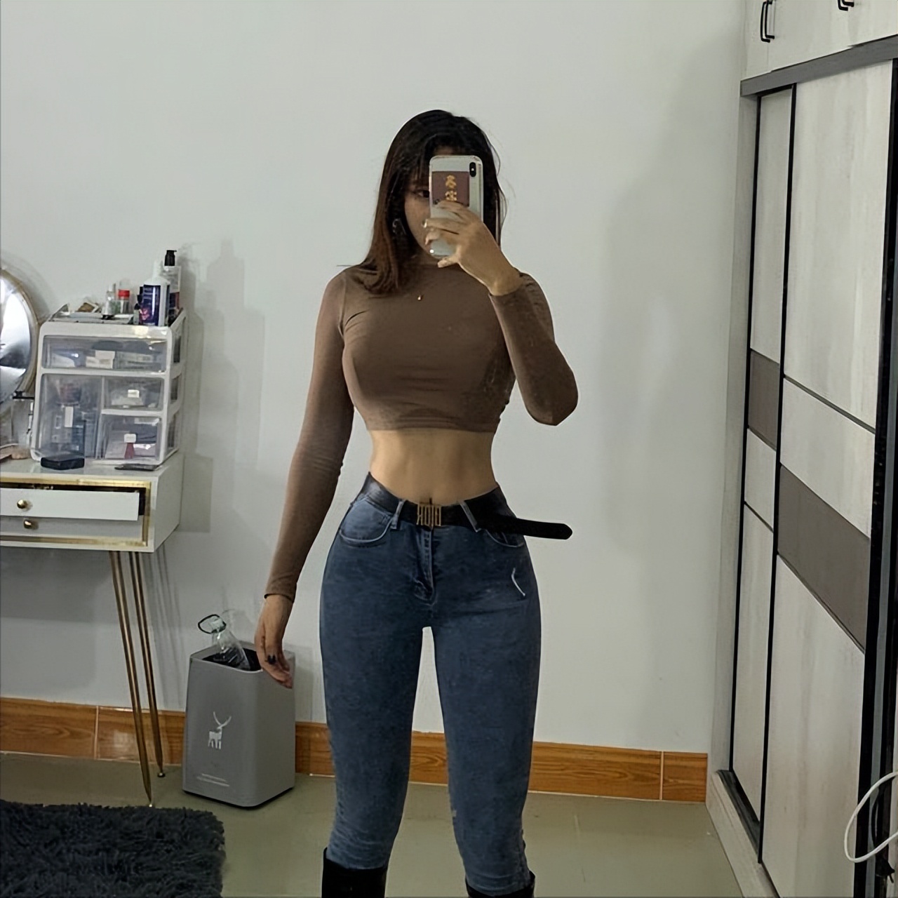 Sichuan fitness goddess, with a bumpy figure and a gourd-shaped body ...