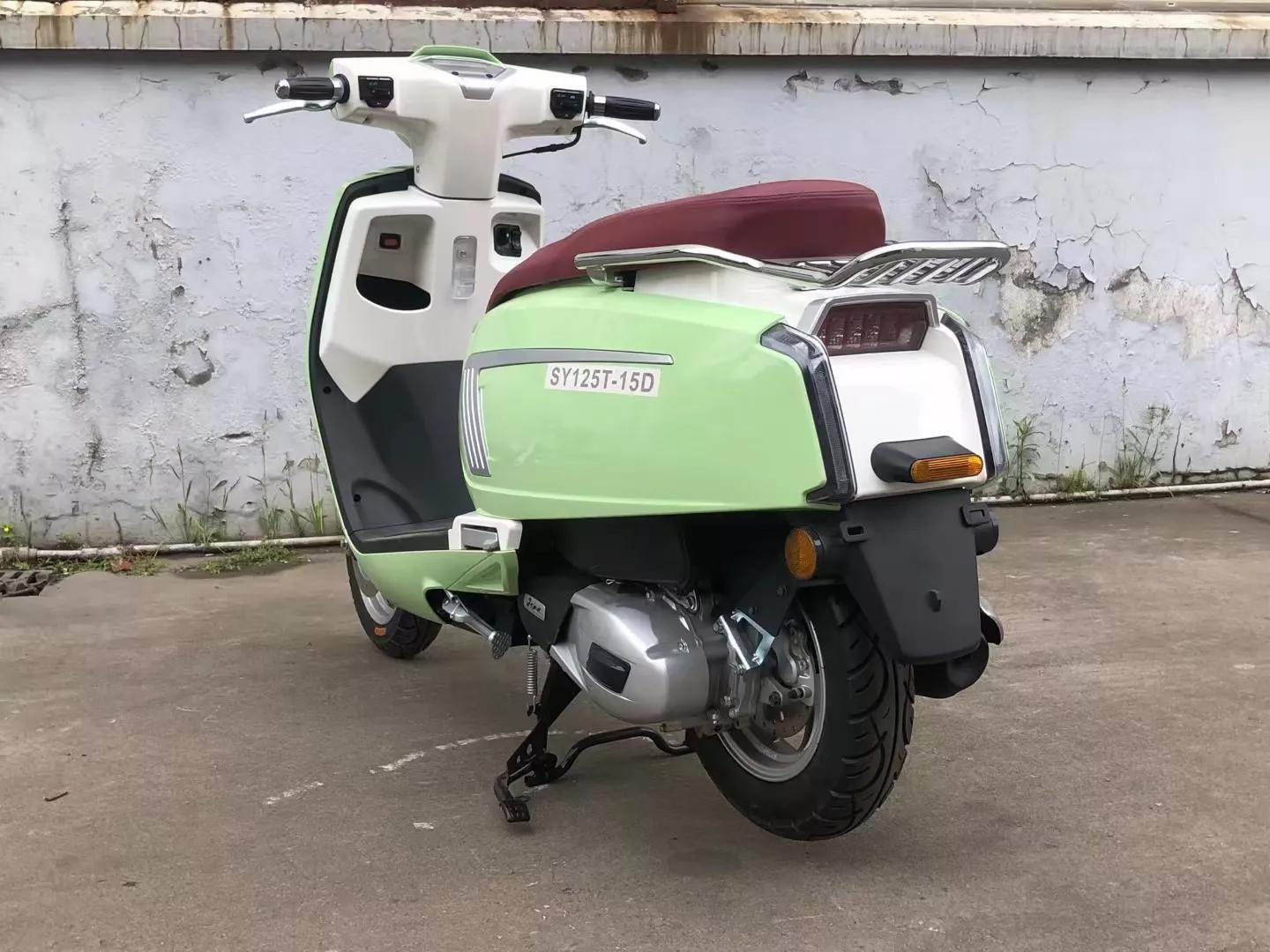 Jianshe Shuai 125 scooter - iNEWS