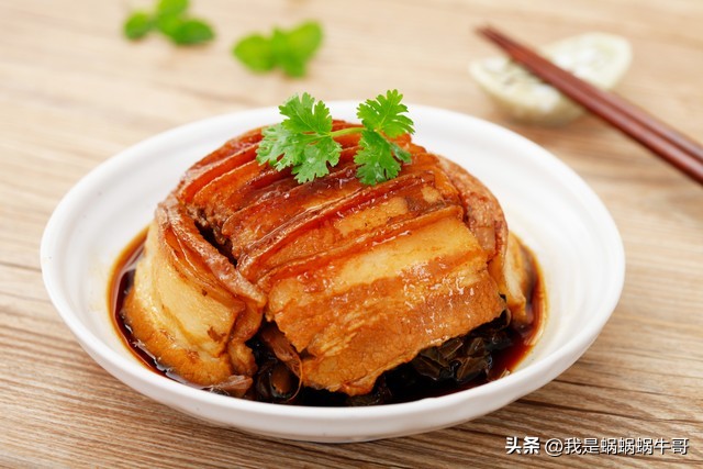How to cook pickled pork with preserved vegetables? Can it make the ...