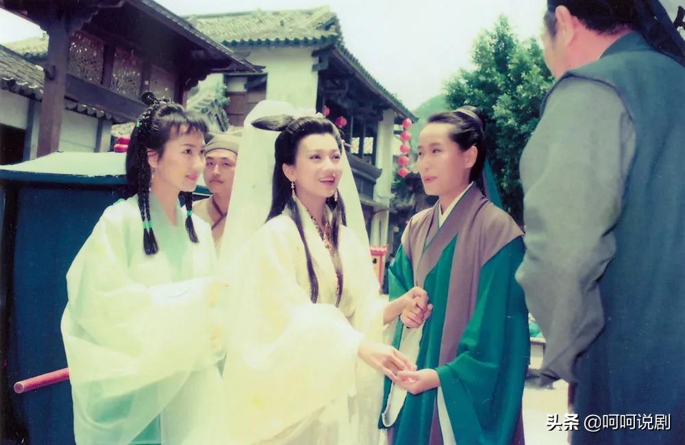 The 92 edition of "The Legend of the White Snake": Xu Xian and Bai ...