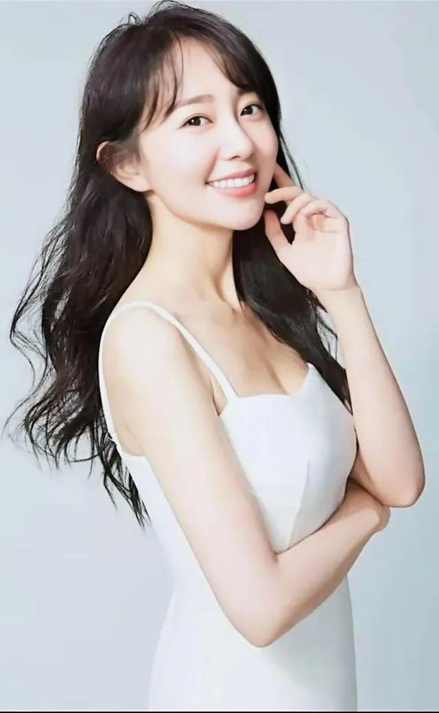 Sexy goddess "Sun Yaoqi" star photo album - iNEWS