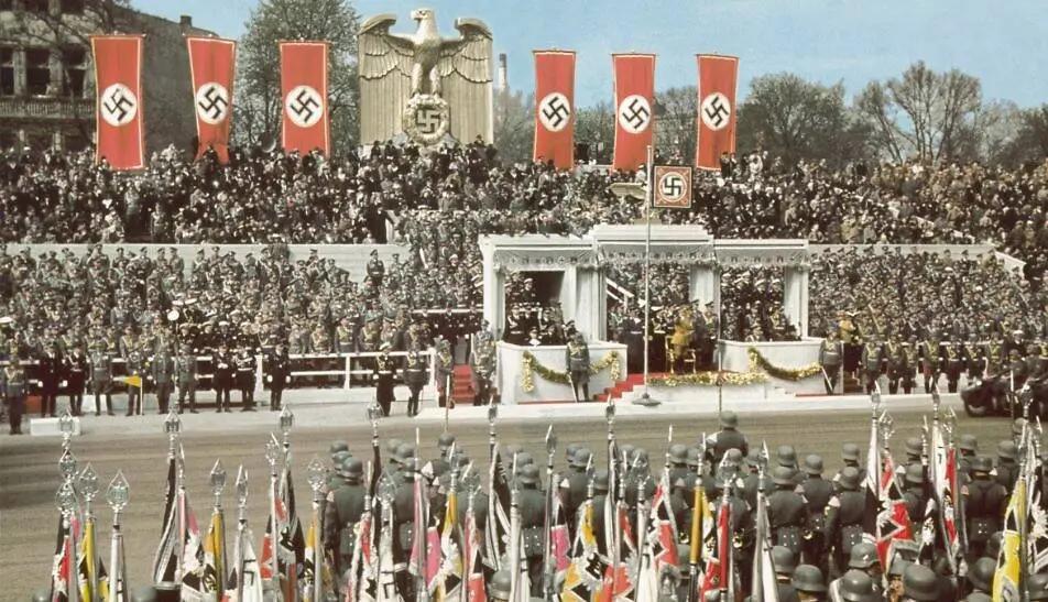 The German military parade at its peak on the eve of World War II - iNEWS