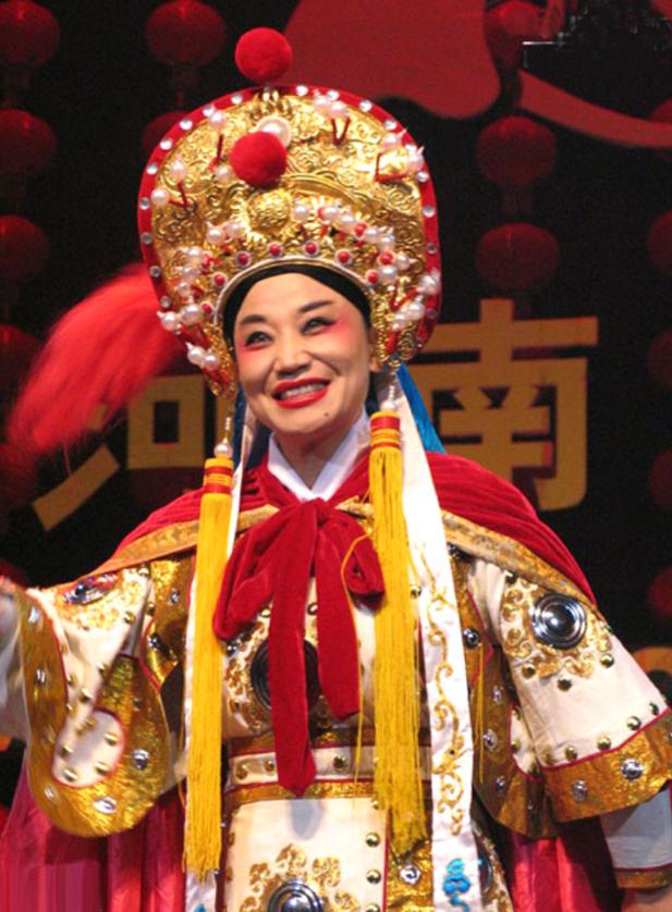 Wang Weinian had two failed marriages and had a good partner Wang Fang ...