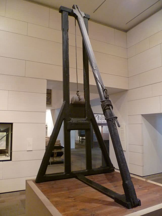 History of the Guillotine in Europe (2) - iNEWS