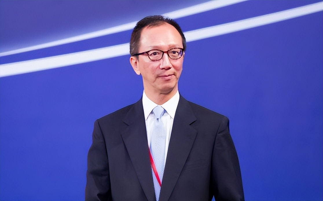 After Liang Jinsong and his ex-wife Yang Gongru divorced, how his ex ...