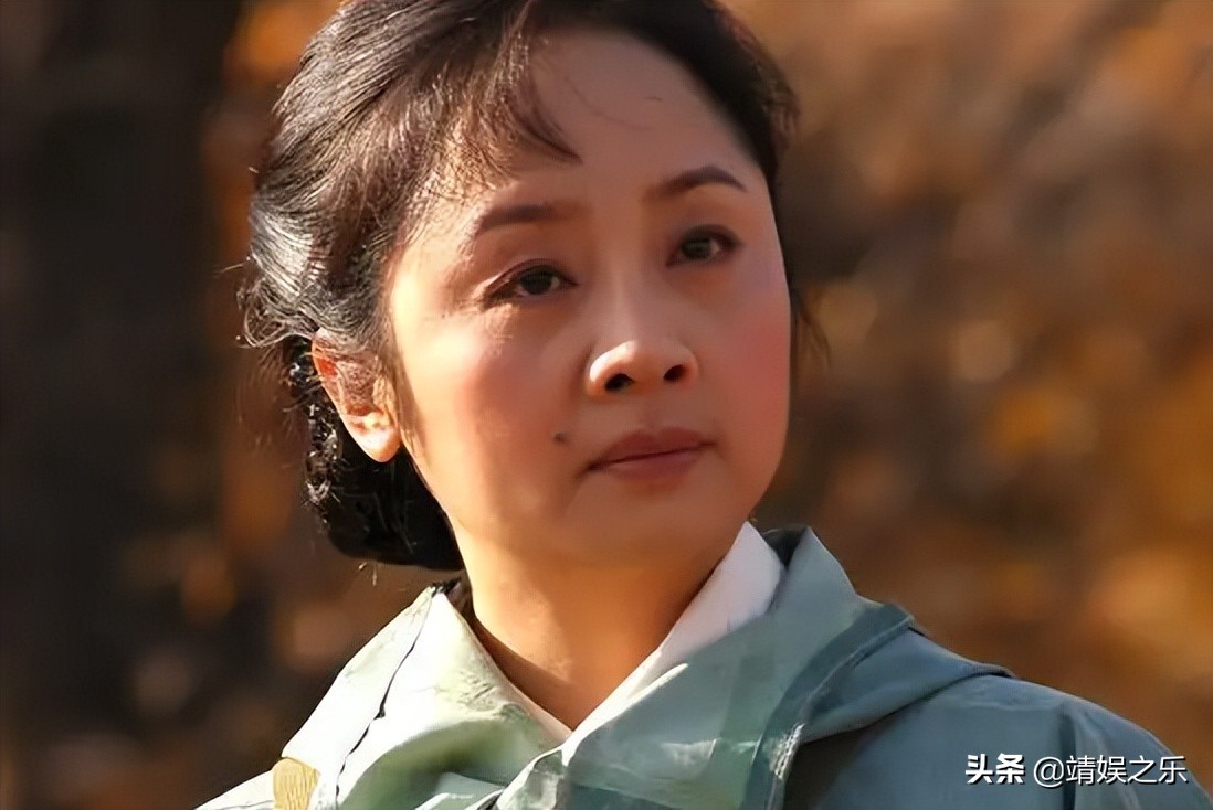 After her husband Wang Xinjun became popular, Tang Jing failed to keep ...