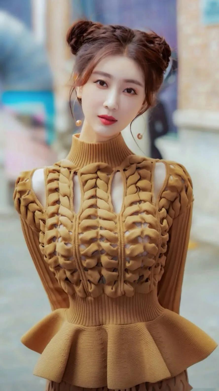 Star Beauty - Issue 70 Chu Yue - iNEWS