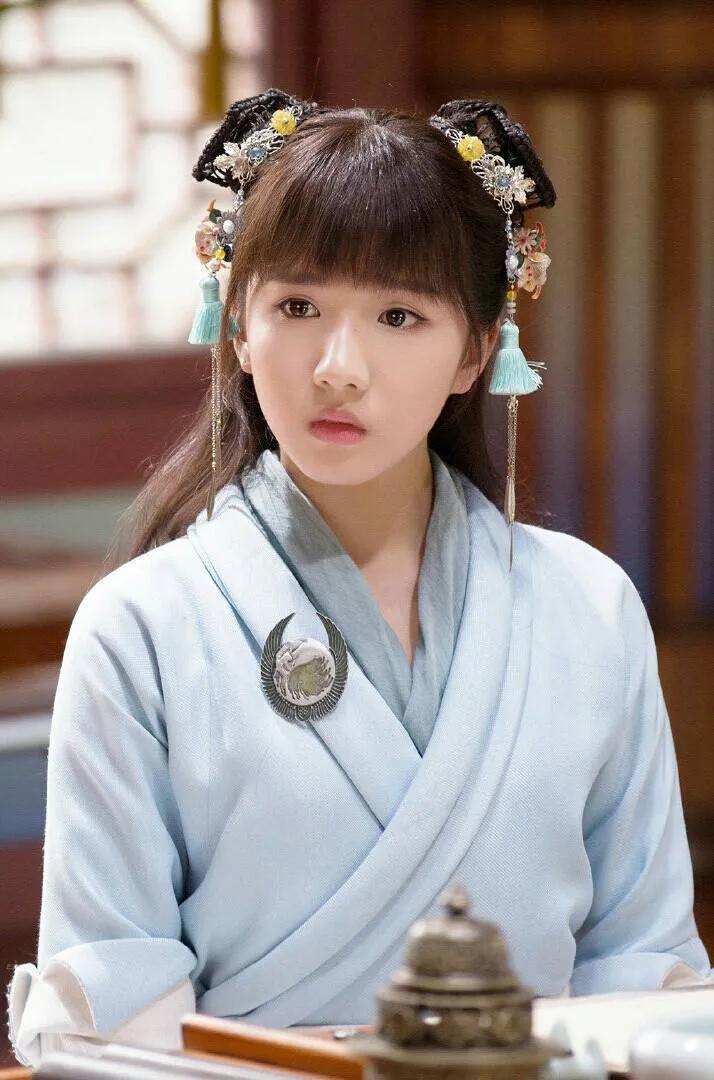 Celebrity Beauty - Su Xiaotong Beauty Atlas - iNEWS