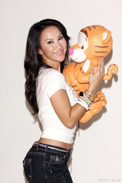 Famous singer Coco Lee died of depression at the age of 48 - iMedia