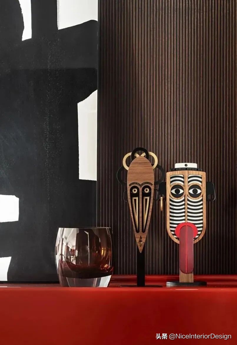 If you have a house of 380 square meters, you can get the atmosphere ...