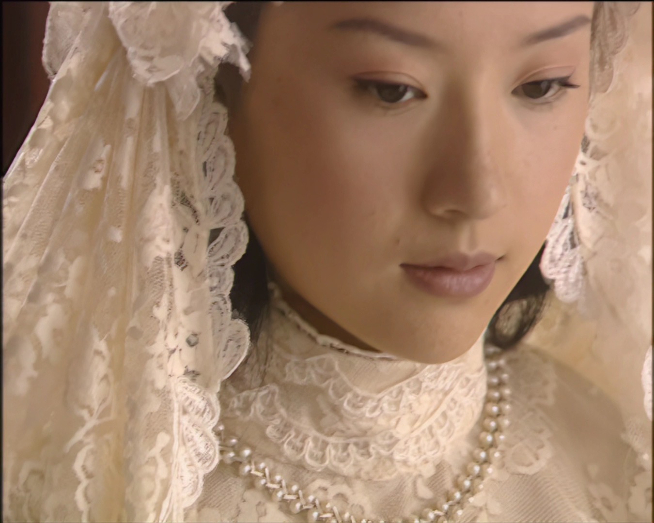 "Golden Fen Family" deserted in autumn: a young literary woman marrying ...