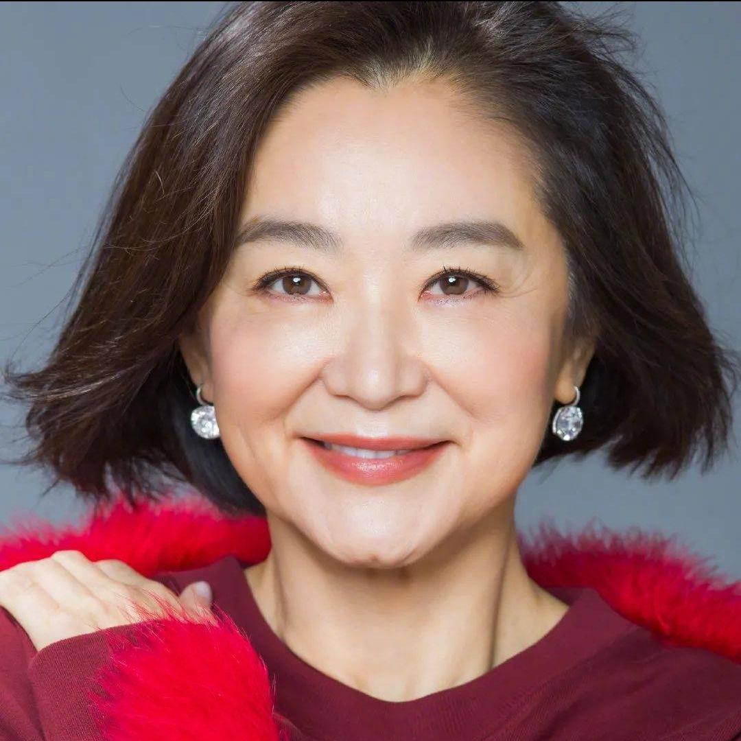 68-year-old Lin Qingxia suspected that she did not wear underwear to ...