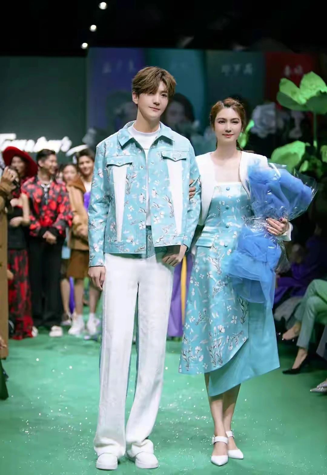 Hong Xin: Someone is deleting my messages continuously, the divorce is ...