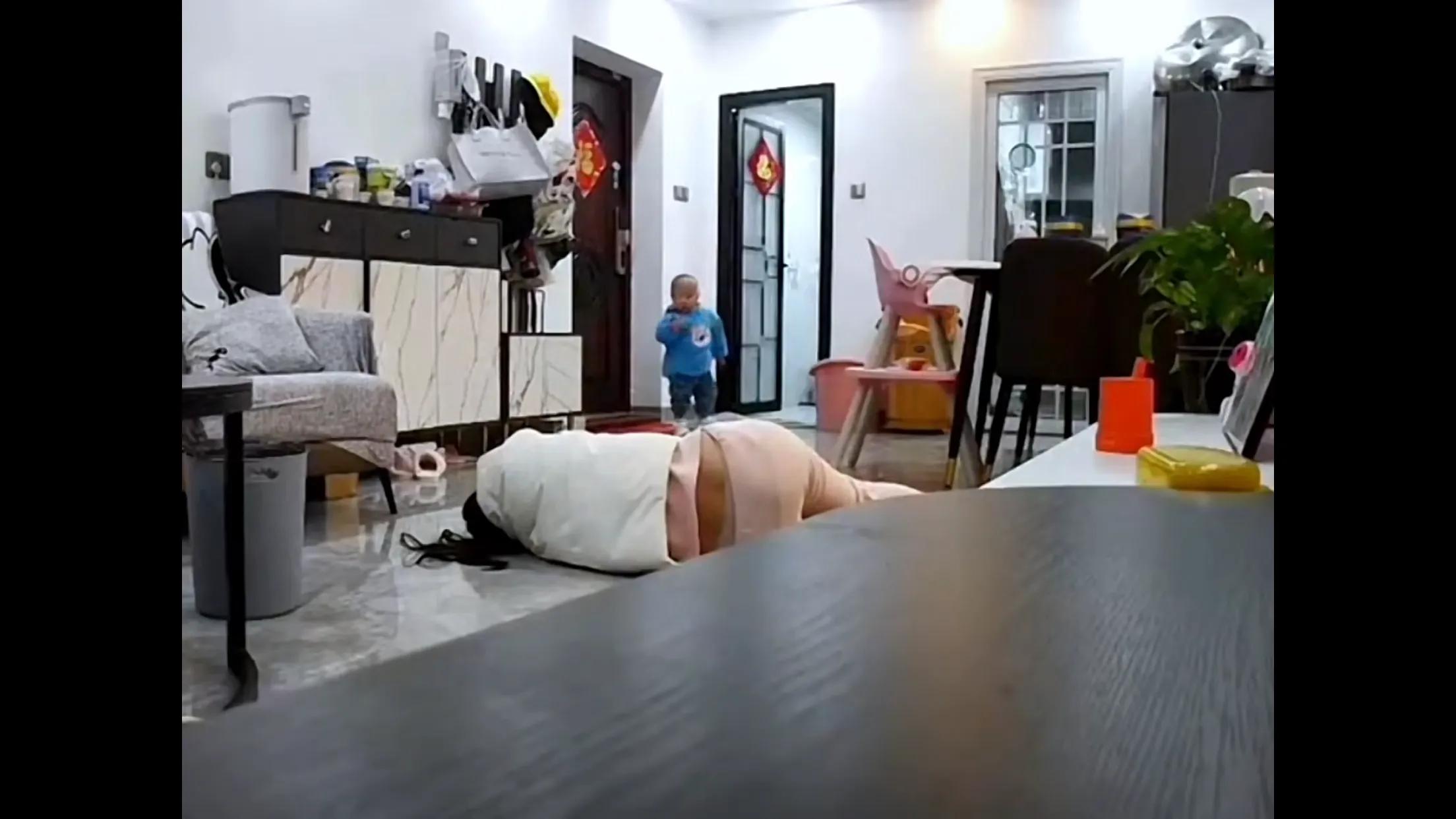 Pretend to faint, don't use your conscience as a bargaining chip - iMedia