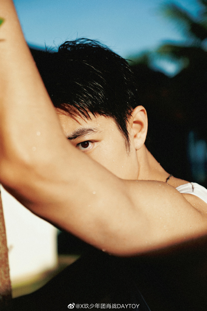 9.2 Beautiful pictures: Li Yitong, Zhang Yixing, Zhao Lusi, Luhan, Gong ...