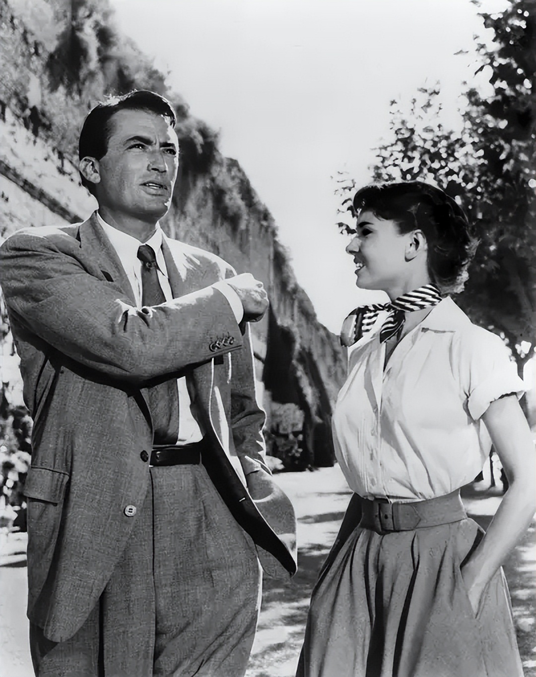Symbols and Metaphors of Camera Language in the Movie "Roman Holiday ...