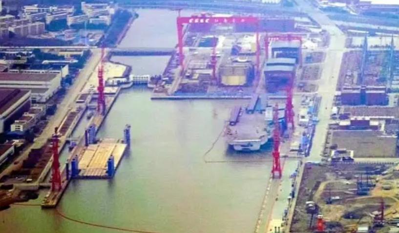 The two major shipyards in Dalian and Jiangnan will both build Type 004 ...
